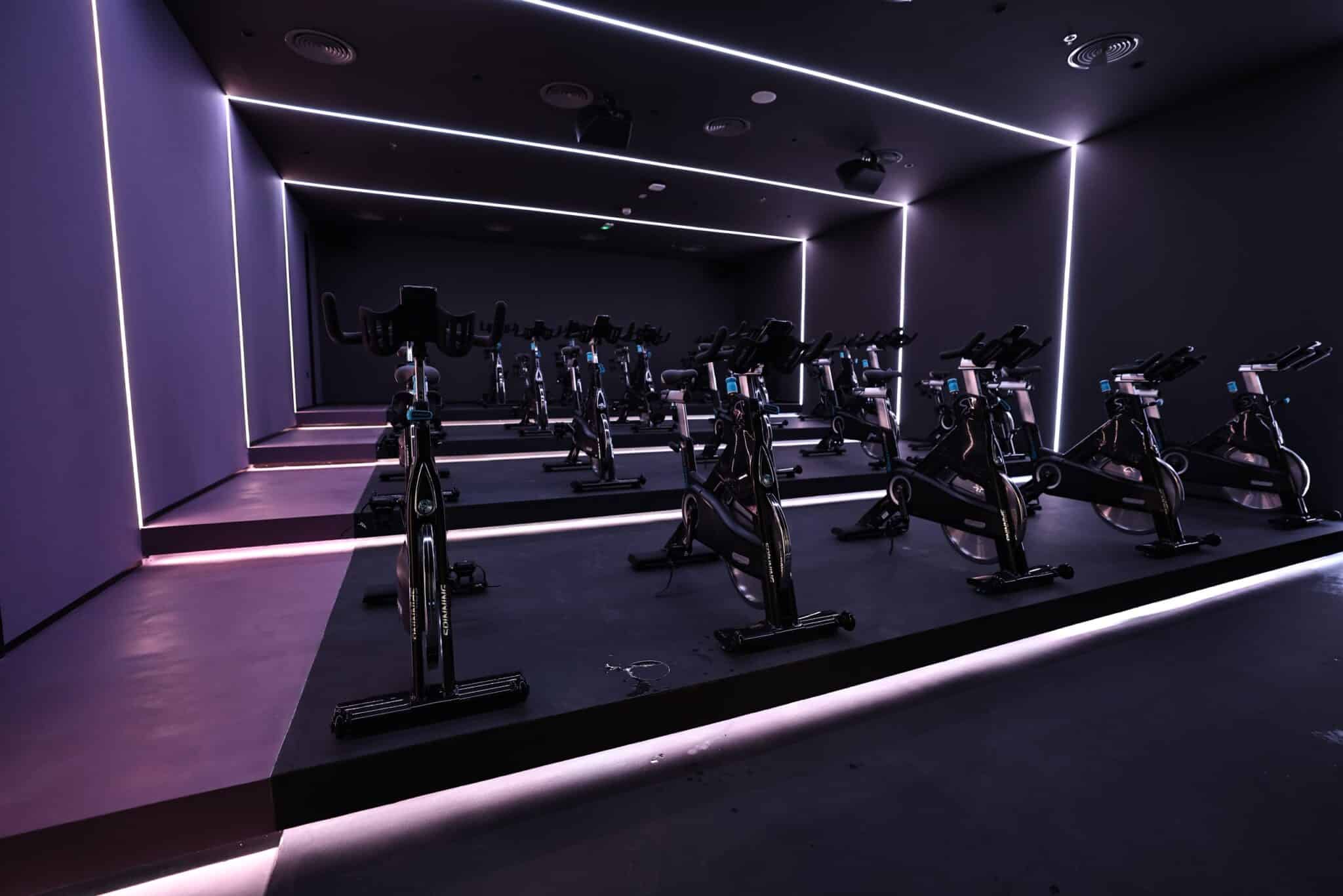 Wellfit Fitness Gym in Circle Mall | Gym near JVC | Wellfit Gym in ...